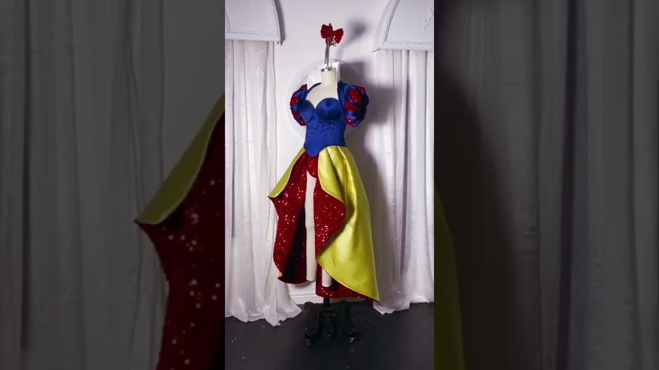 I made a LUXE Snow White costume… but spicy😅 #shorts - MAG.MOE