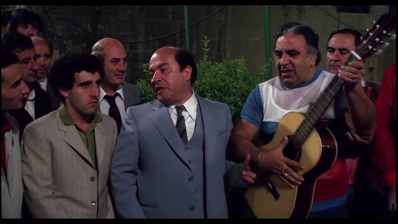 Lino Banfi Non sono frocione, non mi chiamo Fri fri sono il Commissario ...